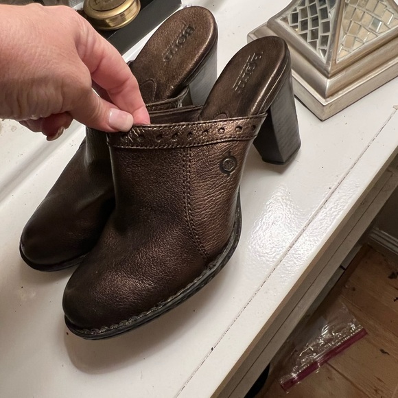 Born | Shoes | Born Leather Metallic Copper Rose Gold Mule Quite Clog ...